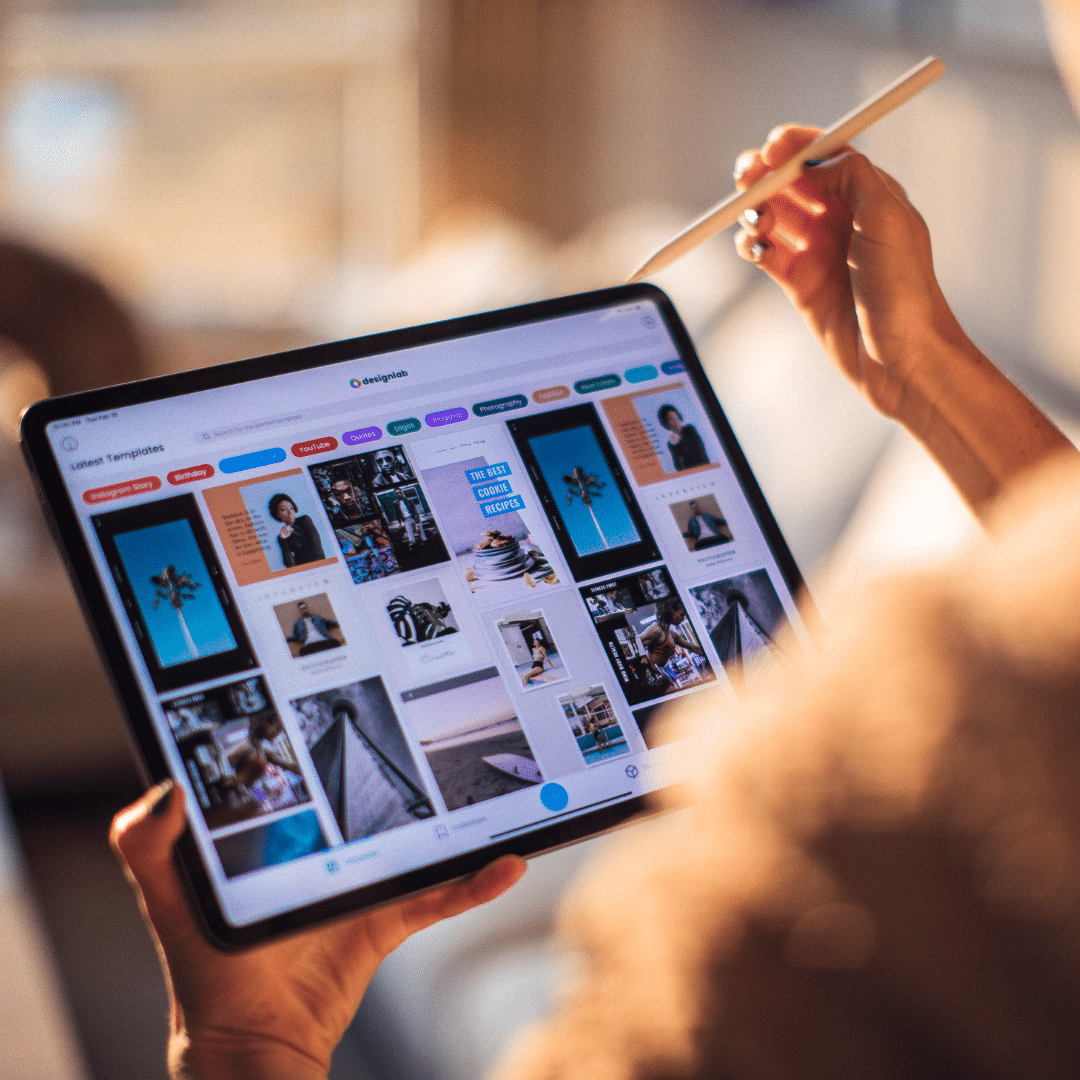 Travailler avec une experte en communication - Com'Dean